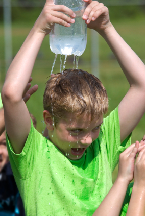 Top 11 Excellent Water Games for Kids (with Pictures and Video) - New ...